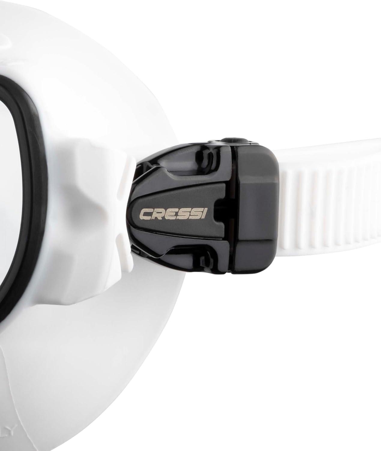 Cressi Frameless Freediving Mask with Reduced Internal Volume and ...